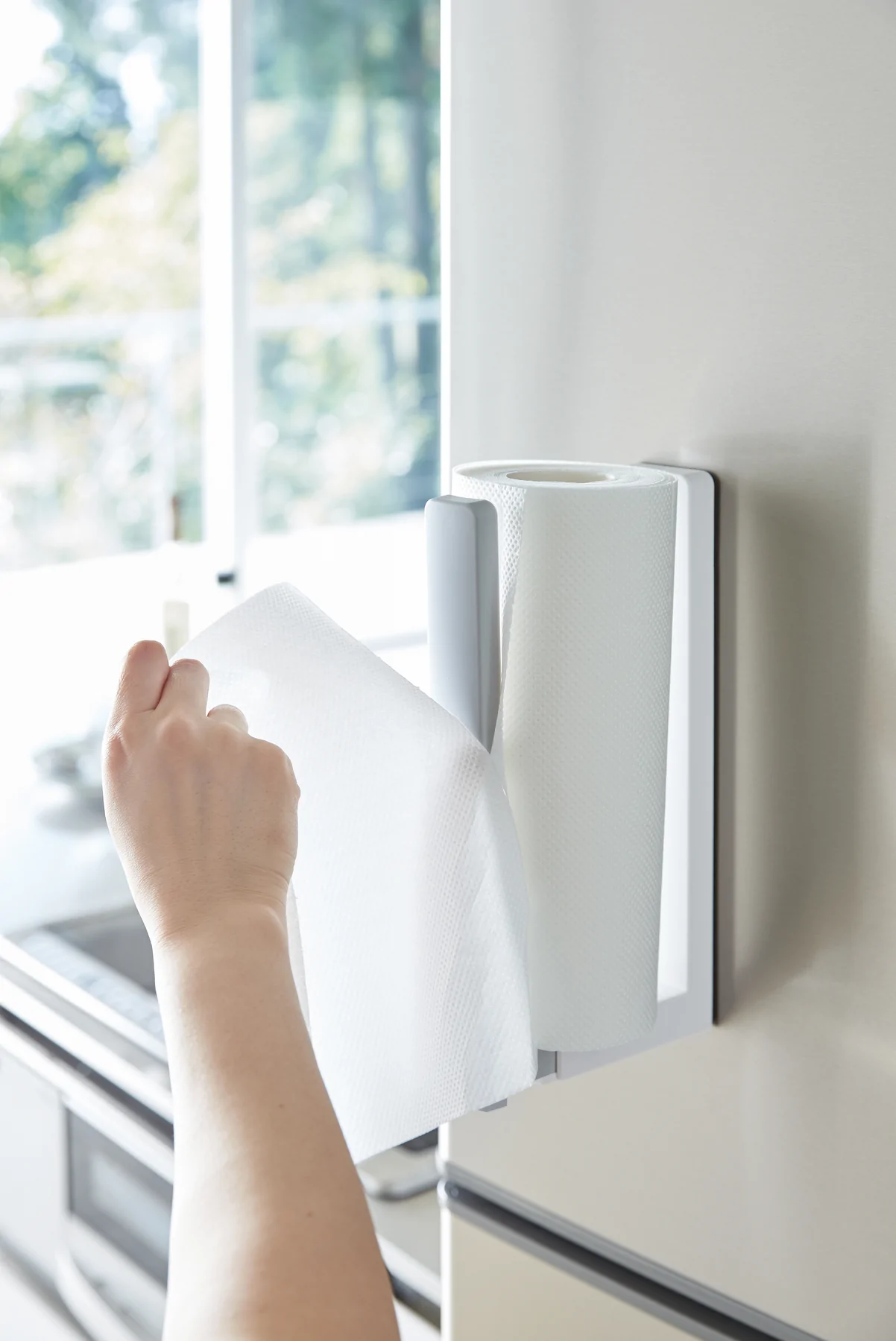 מעמד מגנט לנייר סופג לבן YAMAZAKI - לויזון מרקט - Levizon Market